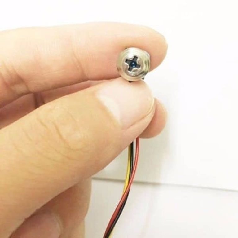 Screw Head Spy Camera – Suckstobebroke