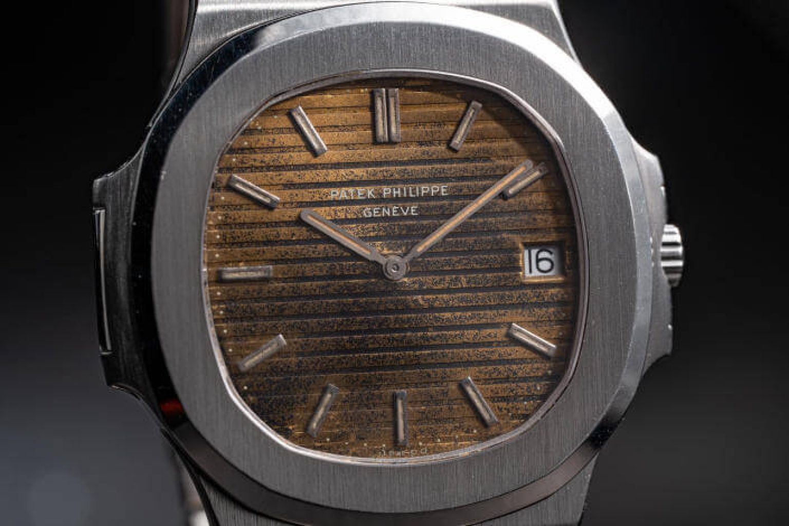 This 1981 Patek Philippe Nautilus 3700 Tropical Watch is a Coveted Item ...