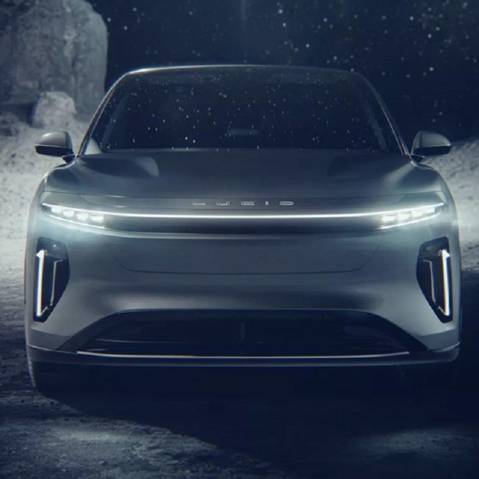 Lucid’s Gravity SUV is Expected to be an All-Electric SUV With Supercar ...