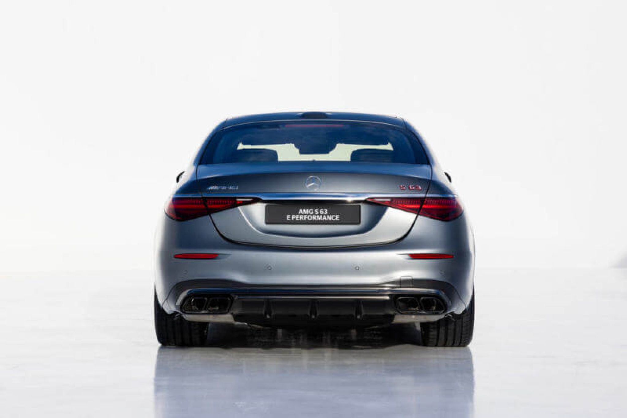 The 791-hp 2023 Mercedes AMG S 63 E Performance Sedan is the Most ...