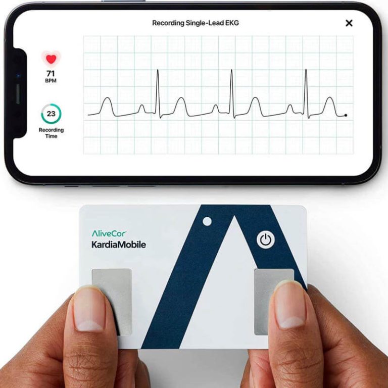 Keep Track of Your Heart Health With This Credit Card-Sized EKG Monitor ...